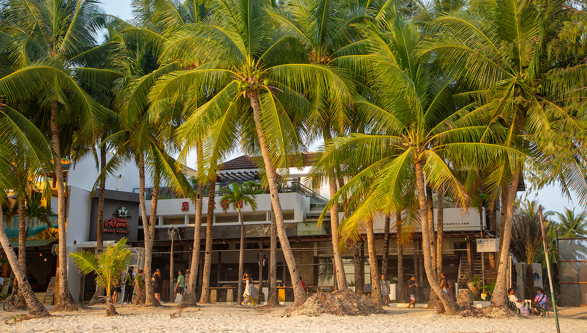 Crown Regency Beach Resort:Crown Regency Hotels & Resorts