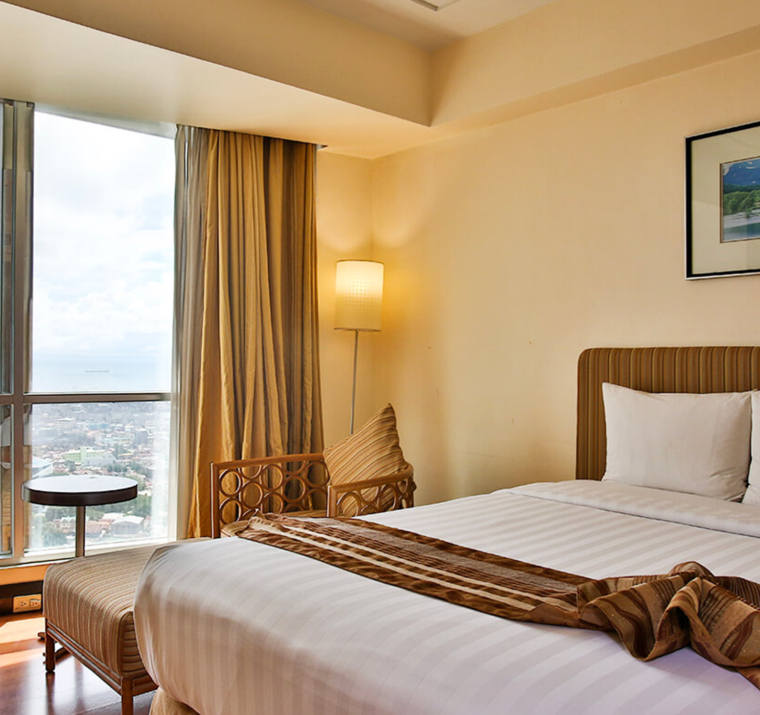Crown Regency Hotel Logo Hotel Rates & Guidelines : Club Ultima